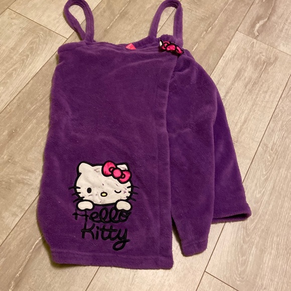 Hello Kitty | Intimates & Sleepwear | Hello Kitty Bath Robe Wrap | Poshmark